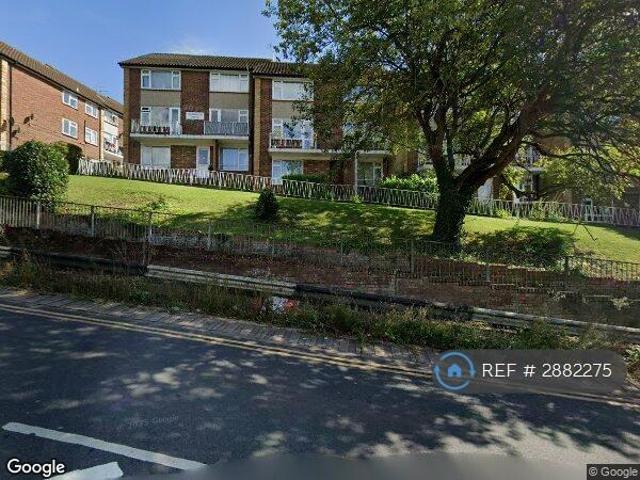 Amersham Hill, High Wycombe, HP13 2 bed flat to rent £1,450 pcm £335 pw