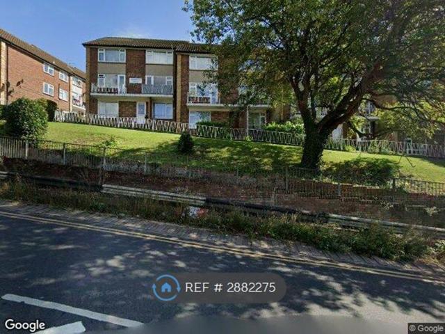 Amersham Hill, High Wycombe HP13, 2 bed flat to rent, £1,450 pcm | PrimeLocation