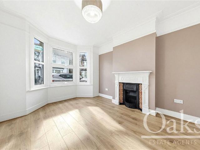Amersham Road, Croydon CR0, 3 bed terraced house to rent, £2,000 pcm | PrimeLocation