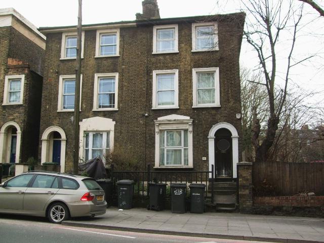 Amersham Road, London SE14, Room to rent, £800 pcm | PrimeLocation