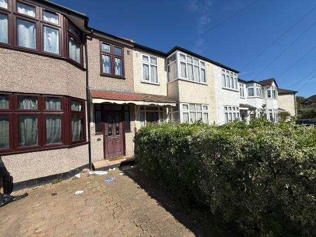 Amery Gardens, Romford RM2, 4 bed terraced house to rent, £2,195 pcm | PrimeLocation