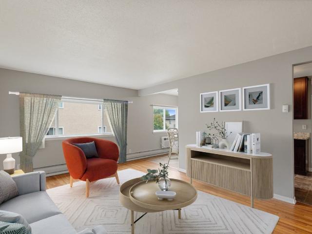 Ames Lake Neighborhood 1 Bedroom Apartment for Rent at 1144 Barclay St, St. Paul, MN 55106 Roosevelt Phalen Center