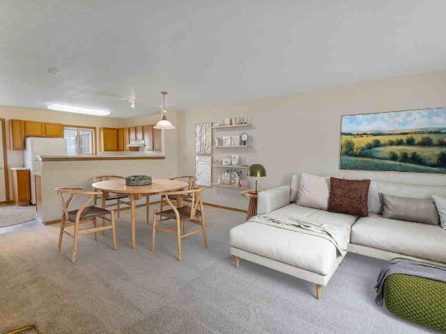 Ames Lake Neighborhood 2 Bedroom Apartment for Rent at 1144 Barclay St, St. Paul, MN 55106 Roosevelt Phalen Center