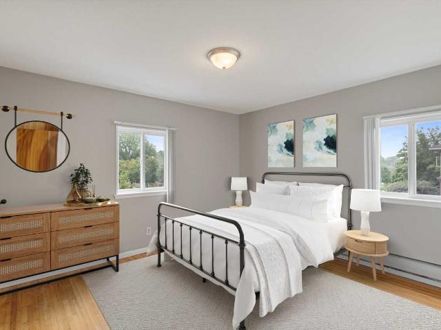 Ames Lake Neighborhood 2 Bedroom Apartment for Rent at 1144 Barclay St, St. Paul, MN 55106 Roosevelt Phalen Center