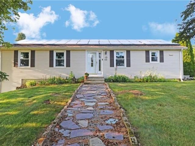 Amesbury Cir, Middletown, Home For Sale