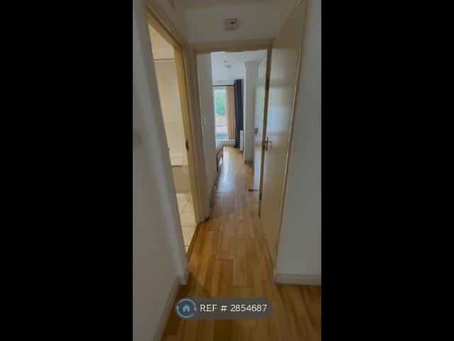 Amhurst Park, London N16, 1 bed flat to rent, £1,650 pcm | PrimeLocation