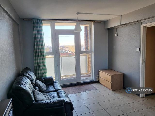 Amhurst Park, London, N16 2 bed flat to rent £1,950 pcm £450 pw