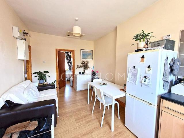 Amhurst Road, London N16, 2 bed flat to rent, £1,800 pcm | PrimeLocation