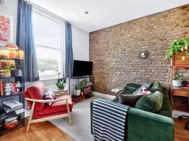 Amhurst Road, London, E8 1JN