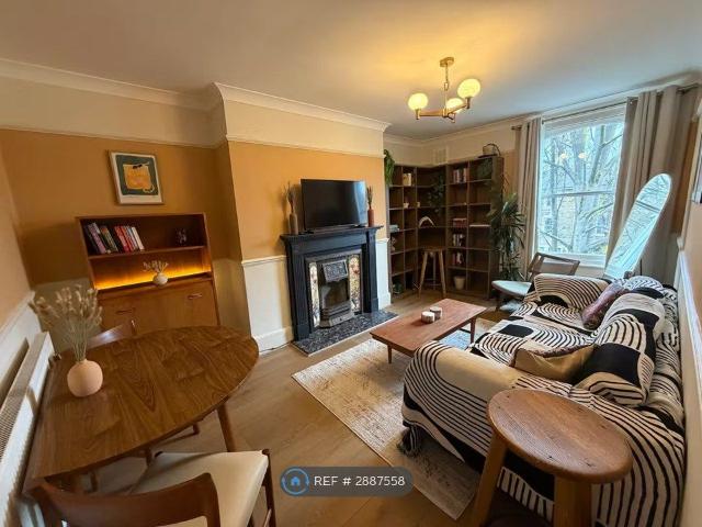 Amhurst Road, London E8, 2 bed flat to rent, £2,950 pcm | PrimeLocation