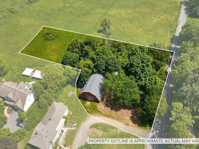 Amherst MA 01002 102762130