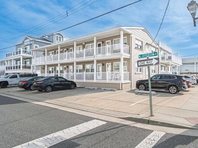 Amherst Ave Unit B, Margate, Condo For Sale