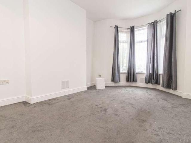 Amherst Crescent, Barry, CF62