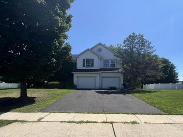 Amherst Dr