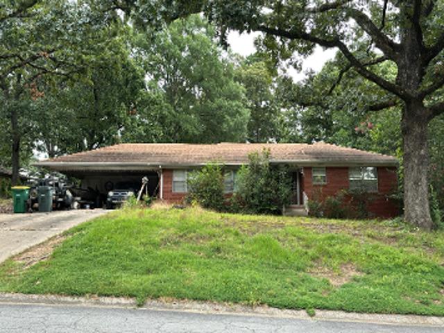 Amherst Dr