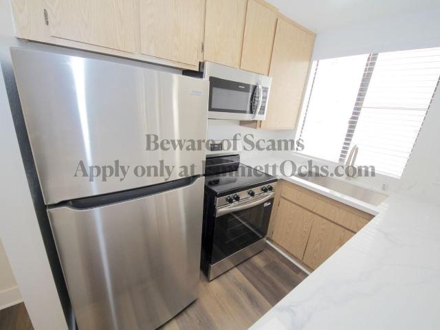 Amherst Heights Studio Apartment for Rent at 1535 Amherst Ave, Los Angeles, CA 90025 West Los Angeles