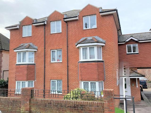 Amherst Road, Bexhill On Sea TN40, 2 bed flat to rent, £1,050 pcm | PrimeLocation