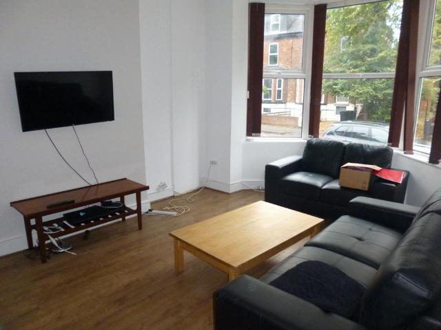 Amherst Road, Manchester 10 bed semi detached house to rent £4,550 pcm £1,050 pw