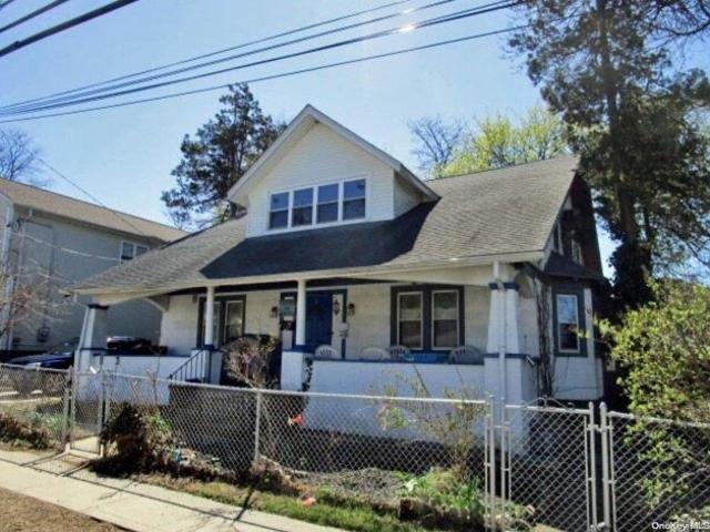 Amherst St, Hempstead, Home For Sale