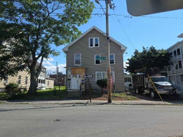 Amherst St