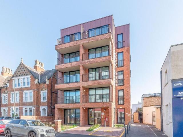 Amity Grove, Raynes Park, London, SW20 1 bed flat to rent £3,467 pcm £800 pw