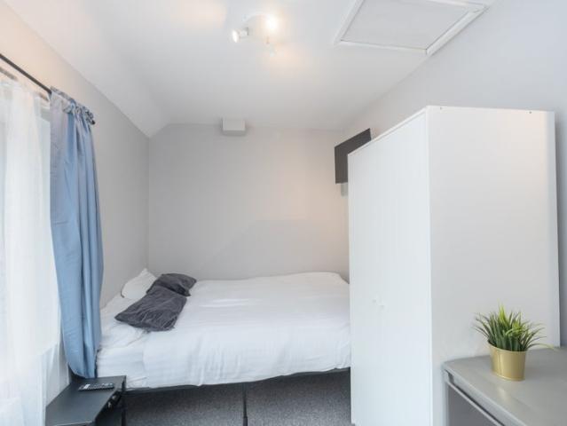 AmLA3 Small Studio Room Short Terms Are Welcome
