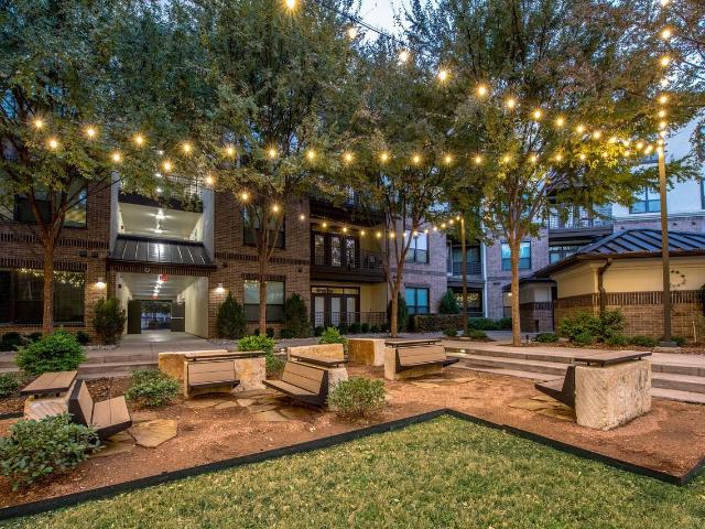 AMLI at the Ballpark 1 Bedroom Apartment for Rent at 7755 John Q Hammons Dr, Frisco, TX 75034