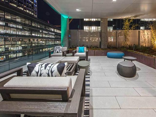 AMLI Arc 2 Bedroom Apartment for Rent at 1800 Boren Ave, Seattle, WA 98101 Belltown