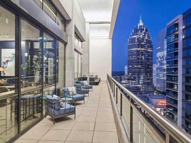 AMLI Arts Center 1 Bedroom Apartment for Rent at 1240 W Peachtree St Nw, Atlanta, GA 30309 Midtown