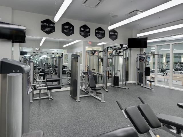 AMLI Evanston 1 Bedroom Apartment for Rent at 737 Chicago Ave, Chicago, IL 60202 Evanston