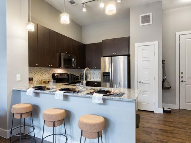 AMLI Frisco Crossing 1 Bedroom Apartment for Rent at 7255 Texas Rangers Dr, Frisco, TX 75034