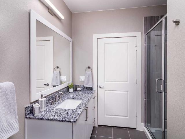 AMLI Littleton Village 1 Bedroom Apartment for Rent at 399 E Dry Creek Rd, Littleton, CO 80122