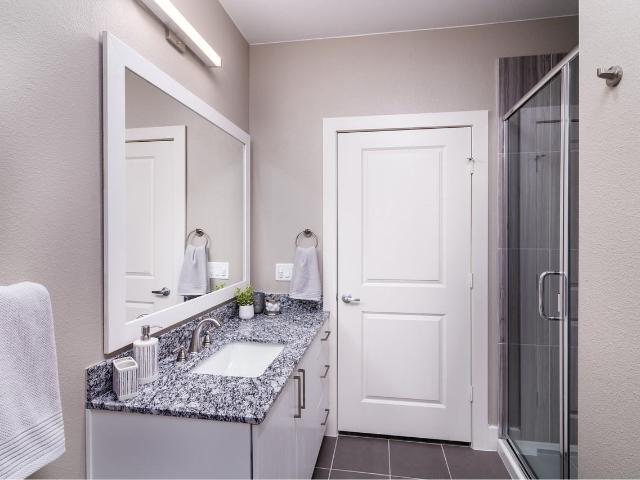 AMLI Littleton Village 2 Bedroom Apartment for Rent at 399 E Dry Creek Rd, Littleton, CO 80122