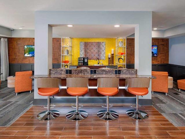 AMLI Piedmont Heights 1 Bedroom Apartment for Rent at 2323 Piedmont Rd Ne, Atlanta, GA 30324 Lindbergh Morosgo