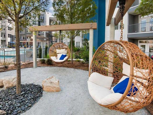 AMLI Piedmont Heights 2 Bedroom Apartment for Rent at 2323 Piedmont Rd Ne, Atlanta, GA 30324 Lindbergh Morosgo