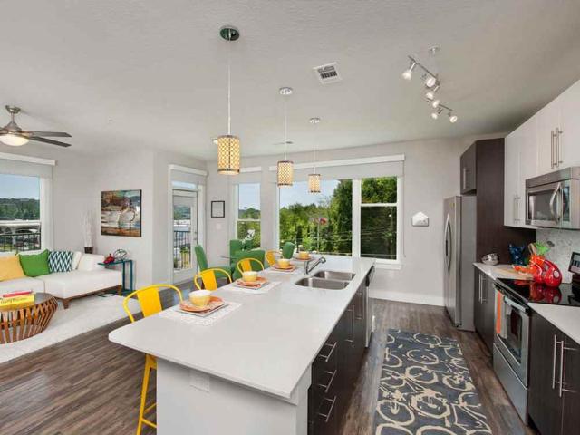 AMLI Piedmont Heights 2 Bedroom Apartment for Rent at 2323 Piedmont Rd Ne, Atlanta, GA 30324 Lindbergh Morosgo