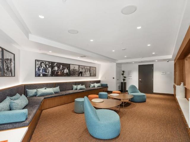 AMLI Uptown Orange 3 Bedroom Apartment for Rent at 385 S Manchester Ave, Orange, CA 92868