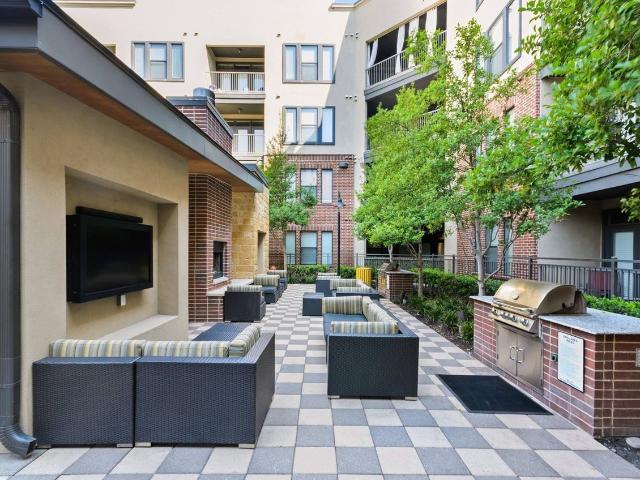 AMLI West Plano 1 Bedroom Apartment for Rent at 5961 W Parker Rd, Plano, TX 75093