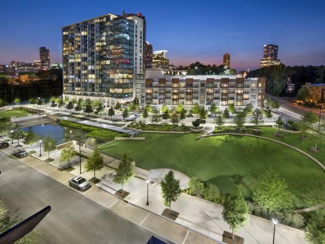 AMLI 3464 3 Bedroom Apartment for Rent at 3464 Roxboro Rd Ne, Atlanta, GA 30326 Buckhead Heights