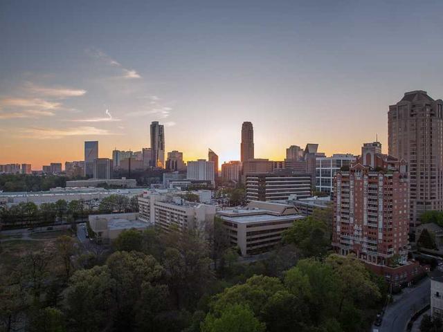 AMLI 3464 3 Bedroom Apartment for Rent at 3464 Roxboro Rd Ne, Atlanta, GA 30326 Buckhead Heights