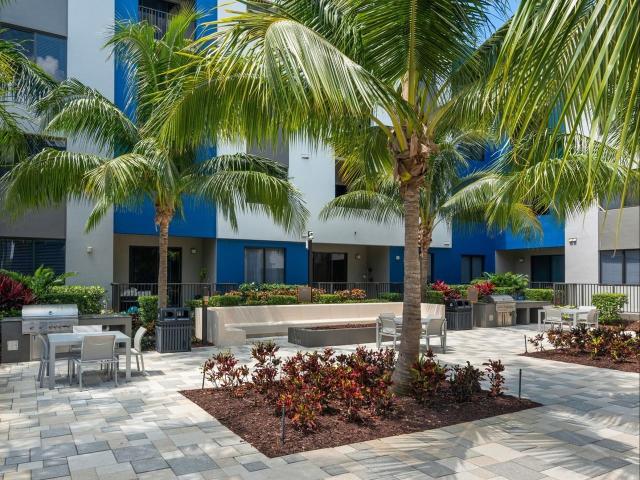 AMLI 8800 2 Bedroom Apartment for Rent at 8800 Nw 36th St, Doral, FL 33178