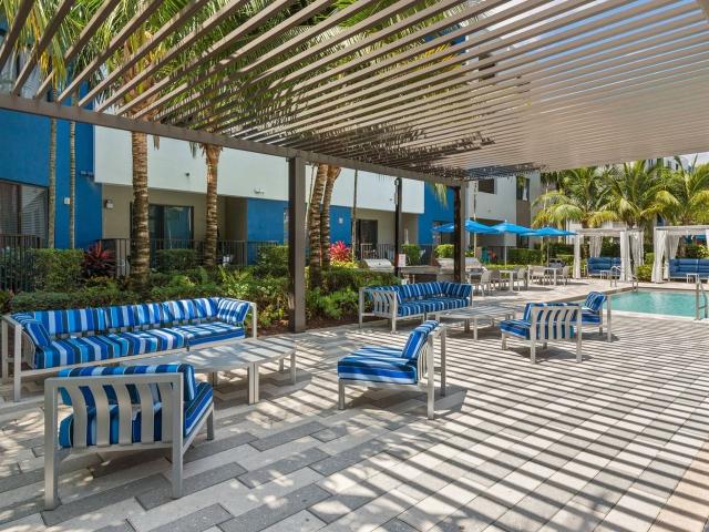 AMLI 8800 2 Bedroom Apartment for Rent at 8800 Nw 36th St, Doral, FL 33178