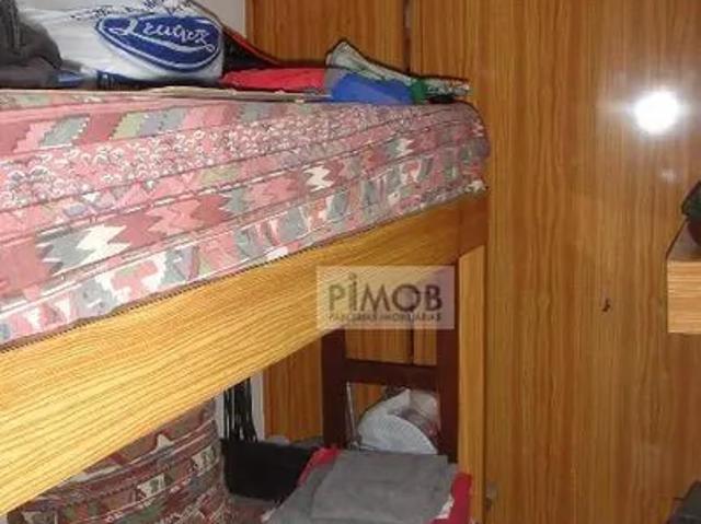 Amlplo apto, 3 qtos, suite e vaga em Copacabana