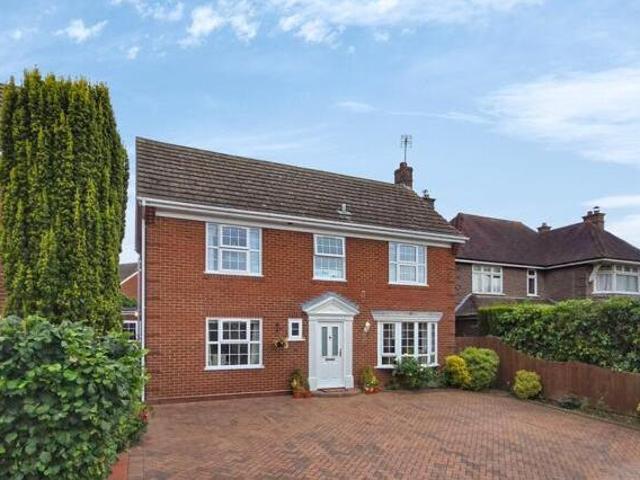 Ampthill Road, Maulden, 4 Bedroom Detached