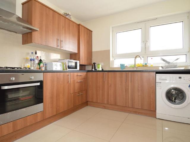 Ampthill Square, Calgarth Ampthill. 4 bed flat to rent £4,200 pcm £969 pw