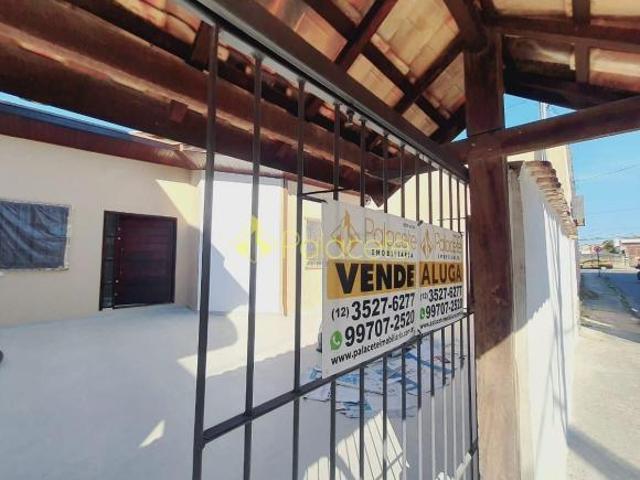&amp amp quot Espaço e Conforto para sua família: Casa com Terreno inteiro, para venda, 4 Dormitório