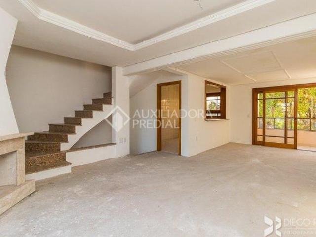 Ampla casa a venda no bairro Ipanema