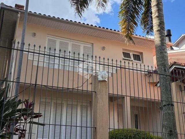 Ampla casa a venda, no Jardim Glória em Bento Gonçalves