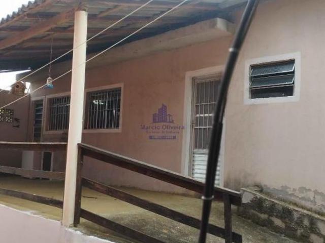Ampla casa com 4 quartos e 2 salas em São Gonçalo, Taubaté SP: confira!