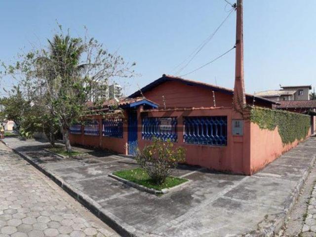Ampla Casa com 5 Quartos no Indaia a 300m da praia em Caraguatatuba